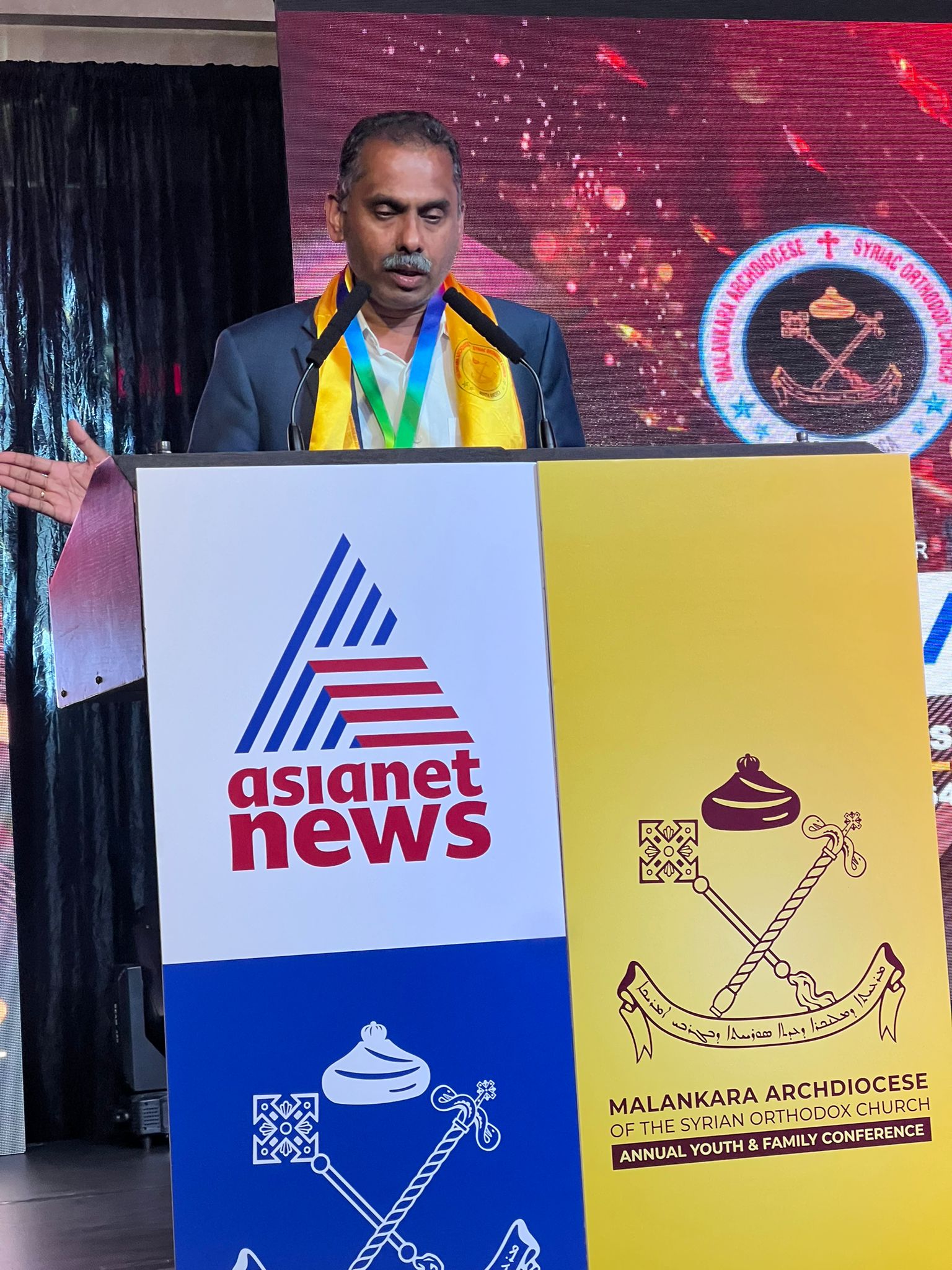 ഏഷ്യാനെറ്റ് ന്യൂസ് കമ്യൂണിറ്റി ലീഡർ അവാർഡ് പ്രമുഖ കനേഡിയൻ വ്യവസായി ടോമി ...