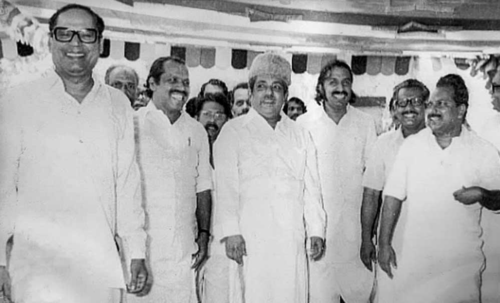 യൂ.എ ബീരാൻ, രാഷ്ട്രീയക്കാർക്കിടയിലെ പ്രതിഭാധനനായ സാഹിത്യകാരൻ (യു.എ നസീ ...